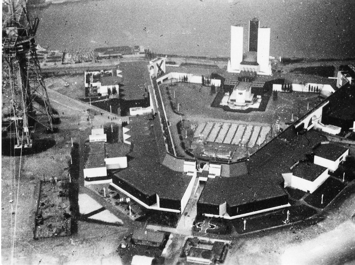 Part 2: LZ 127 Graf Zeppelin and the Second Triangle Flight - Zeppelin ...