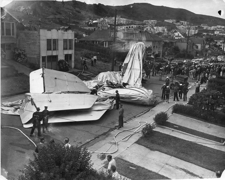 A ghost blimp over California - the L-8 airship - Zeppelin Museum