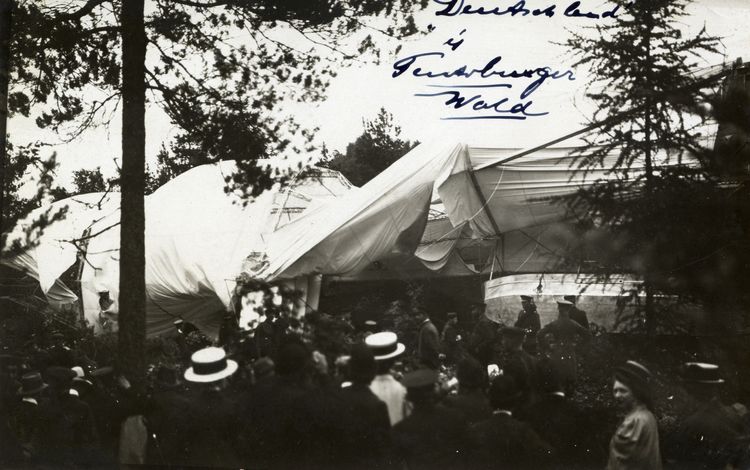 The world's first passenger airship: a portrait of the Zeppelin LZ 7 ...