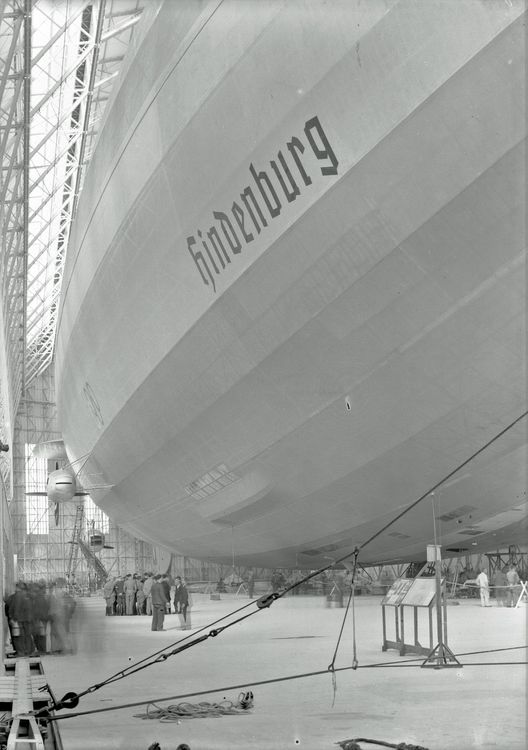 Part II: LZ 129 “Hindenburg” - the world's largest zeppelin in ...